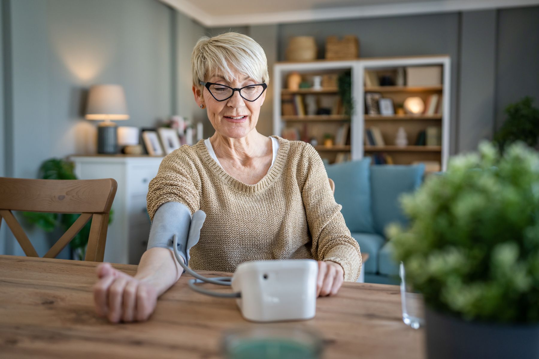 Comprendre l'hypertension : Les signes à surveiller selon les experts