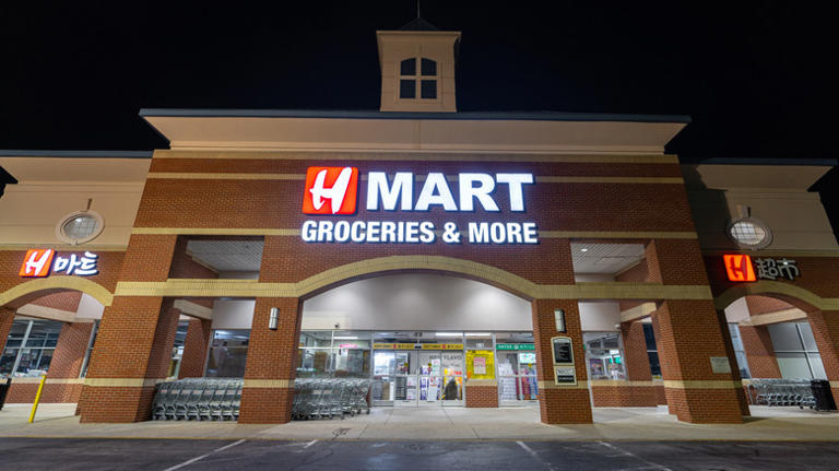 11 items first-time H Mart shoppers should grab