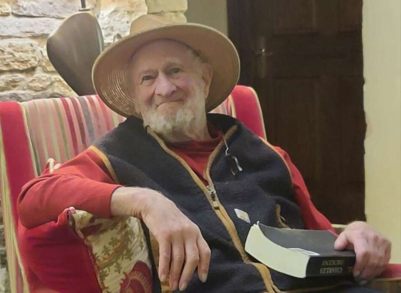 Broadway designer and CT Deaf theatre pioneer David Hays dies at 95: 'A ...