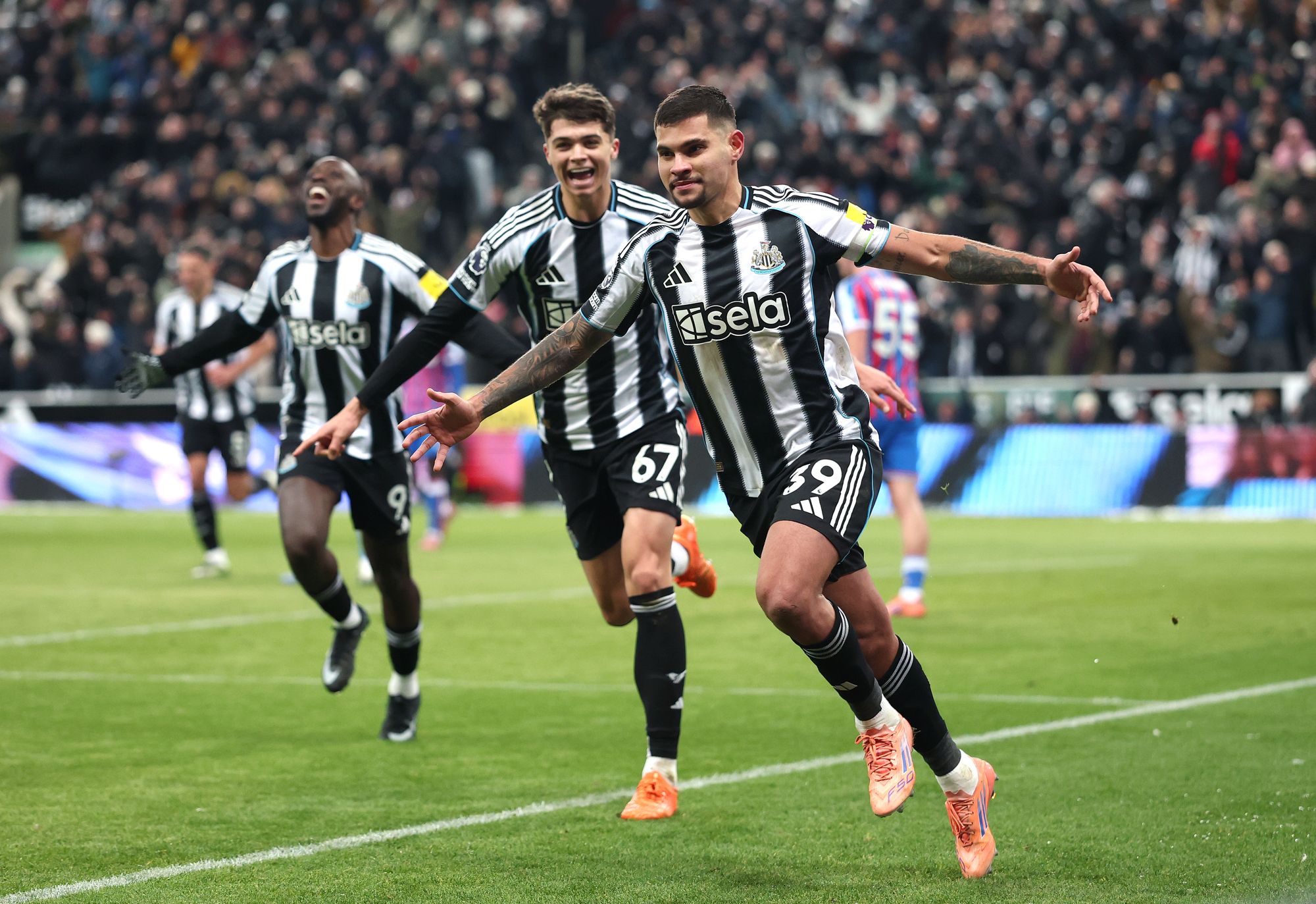 Newcastle United's strongest 2025/26 Premier League line-up: Lewis ...