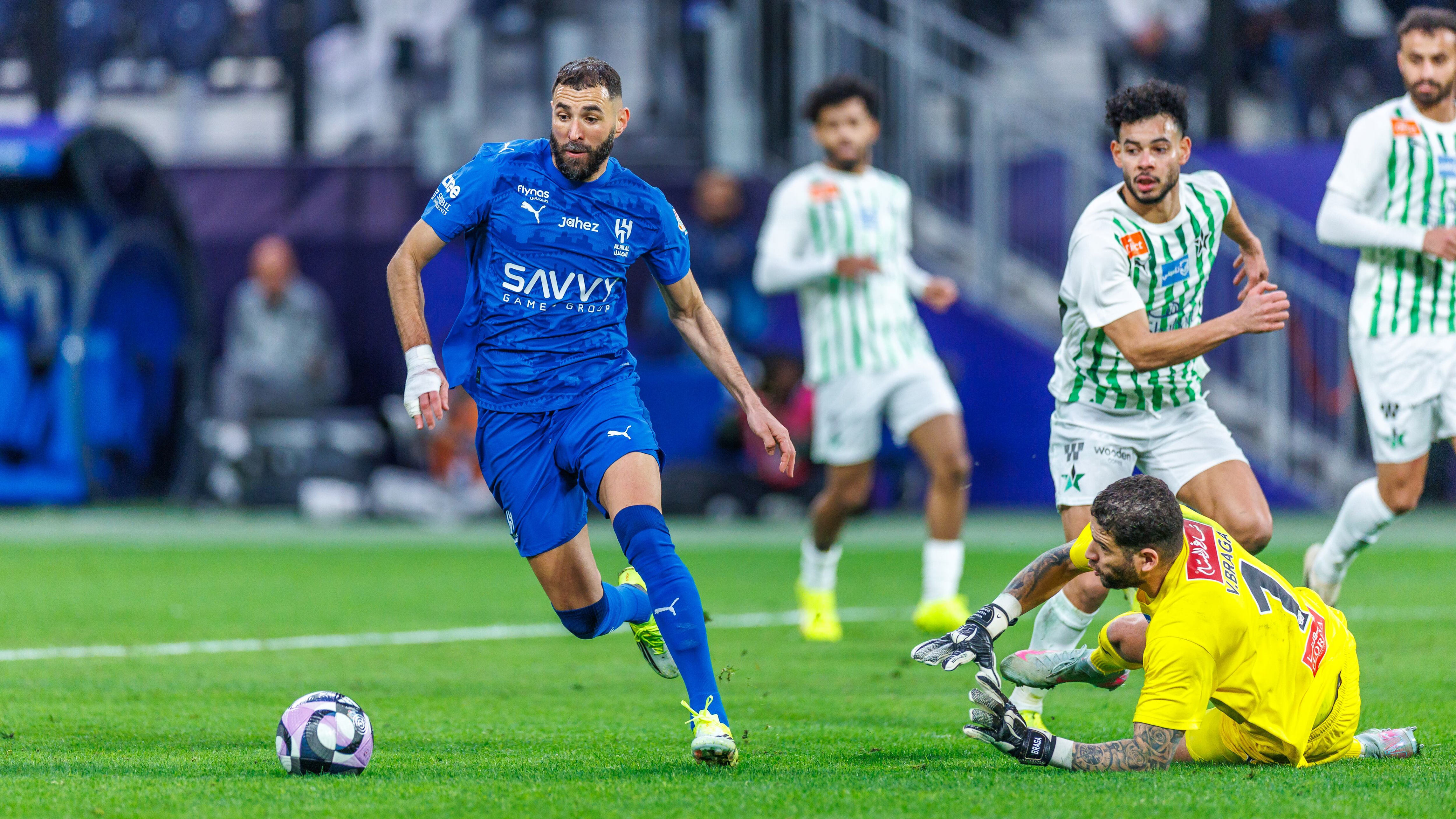 Saudi Pro League: Karim Benzema shines on comeback while Cristiano ...