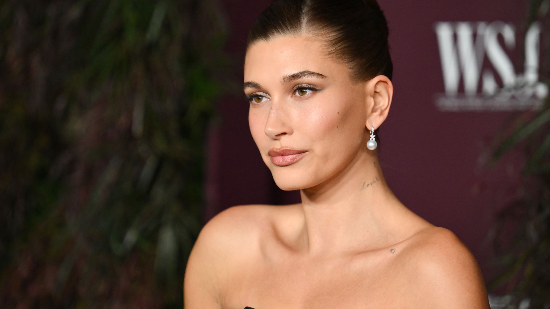 Hailey Bieber stuns in red-hot top with trendy polka dots