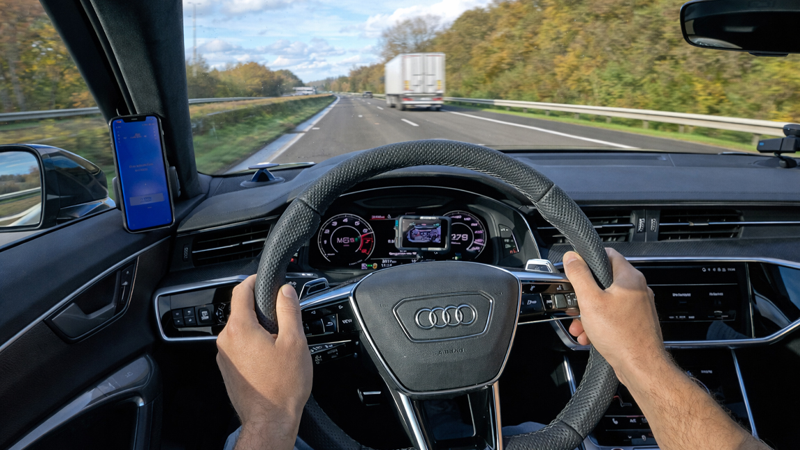 Driving the Audi RS6 at full speed on Autobahn