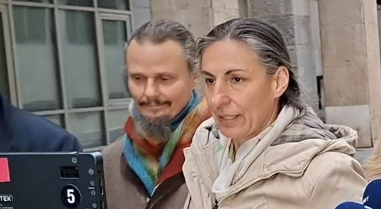 Famiglia nel bosco, lite tra Nathan e Catherine dopo l'ordinanza. Il ...