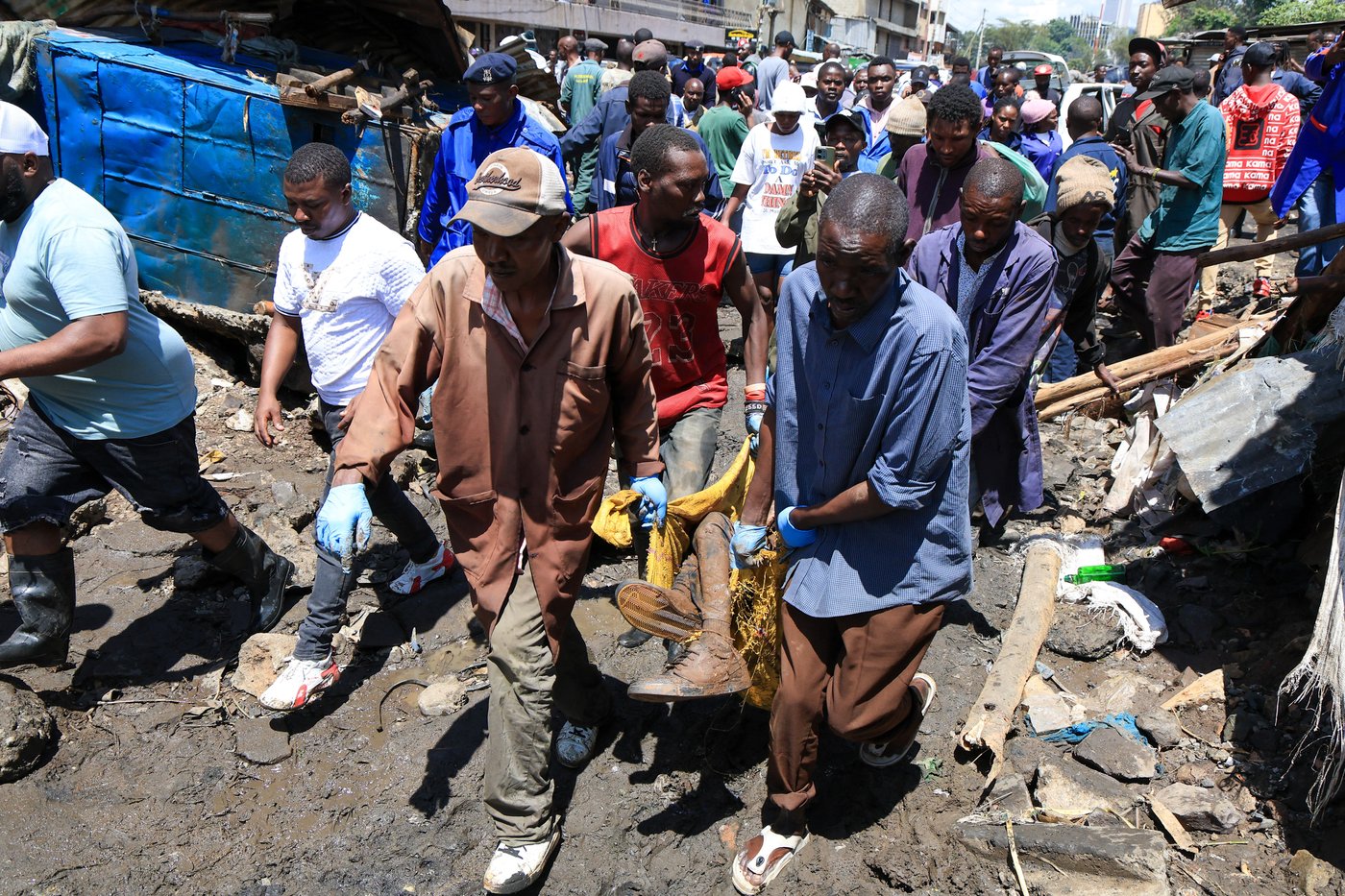 At least 25 dead in Kenya after heavy rain brings flash floods and ...