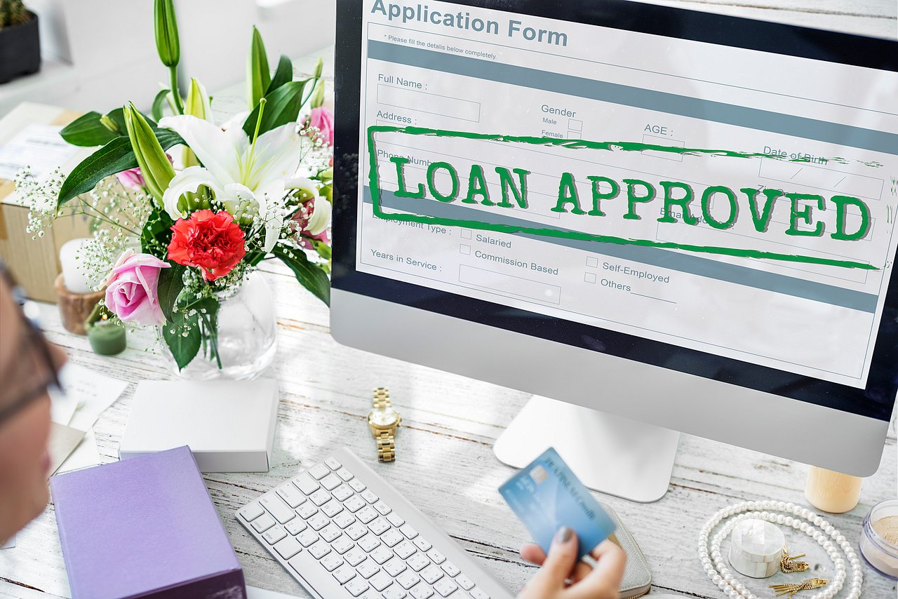 Women borrowers grow 14.2% each year from 2020-25, outpacing men