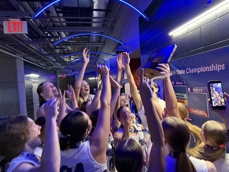 Milford girls basketball makes history winning Class C1 state title