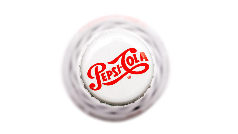 Coke, Pepsi, and Dr Pepper tap into nostalgia with classic comebacks