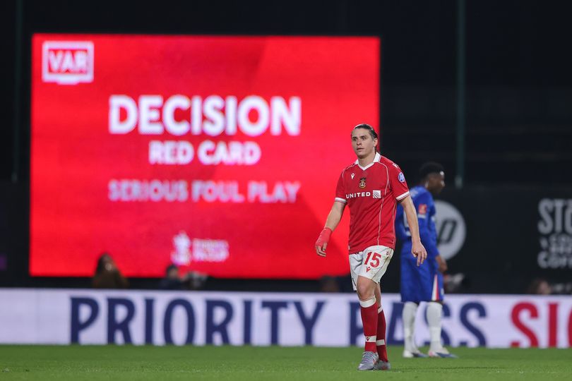 Wayne Rooney gives clear verdict on Wrexham red card controversy in ...