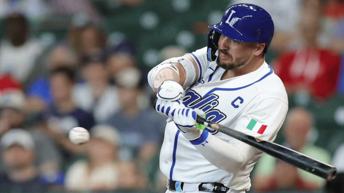 WBC: Vinnie Pasquantino knocks Mexico out with 3 HRs and throws shade ...
