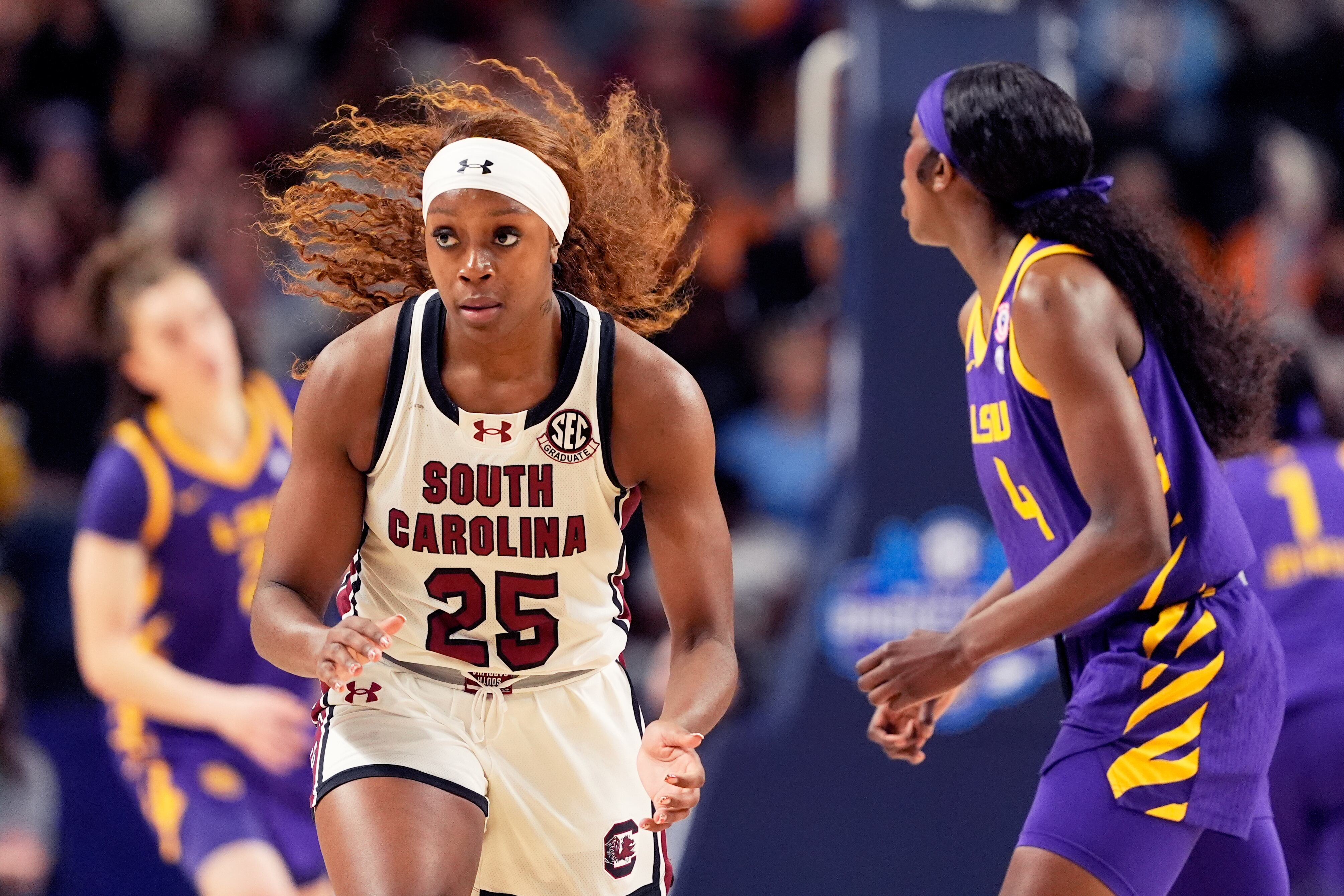 South Carolina wins 19th straight over LSU, heads back to SEC ...