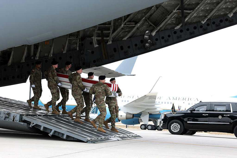 Photos: Bodies of 6 slain Army reserve soldiers, including 2 Iowans ...