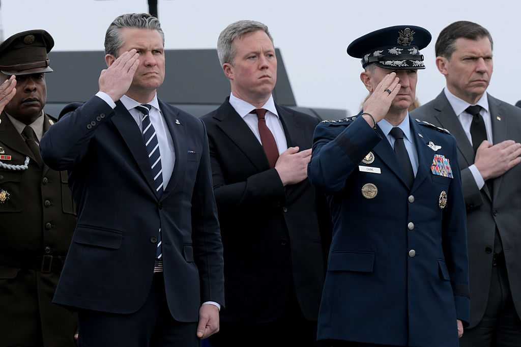 Photos: Bodies of 6 slain Army reserve soldiers, including 2 Iowans ...
