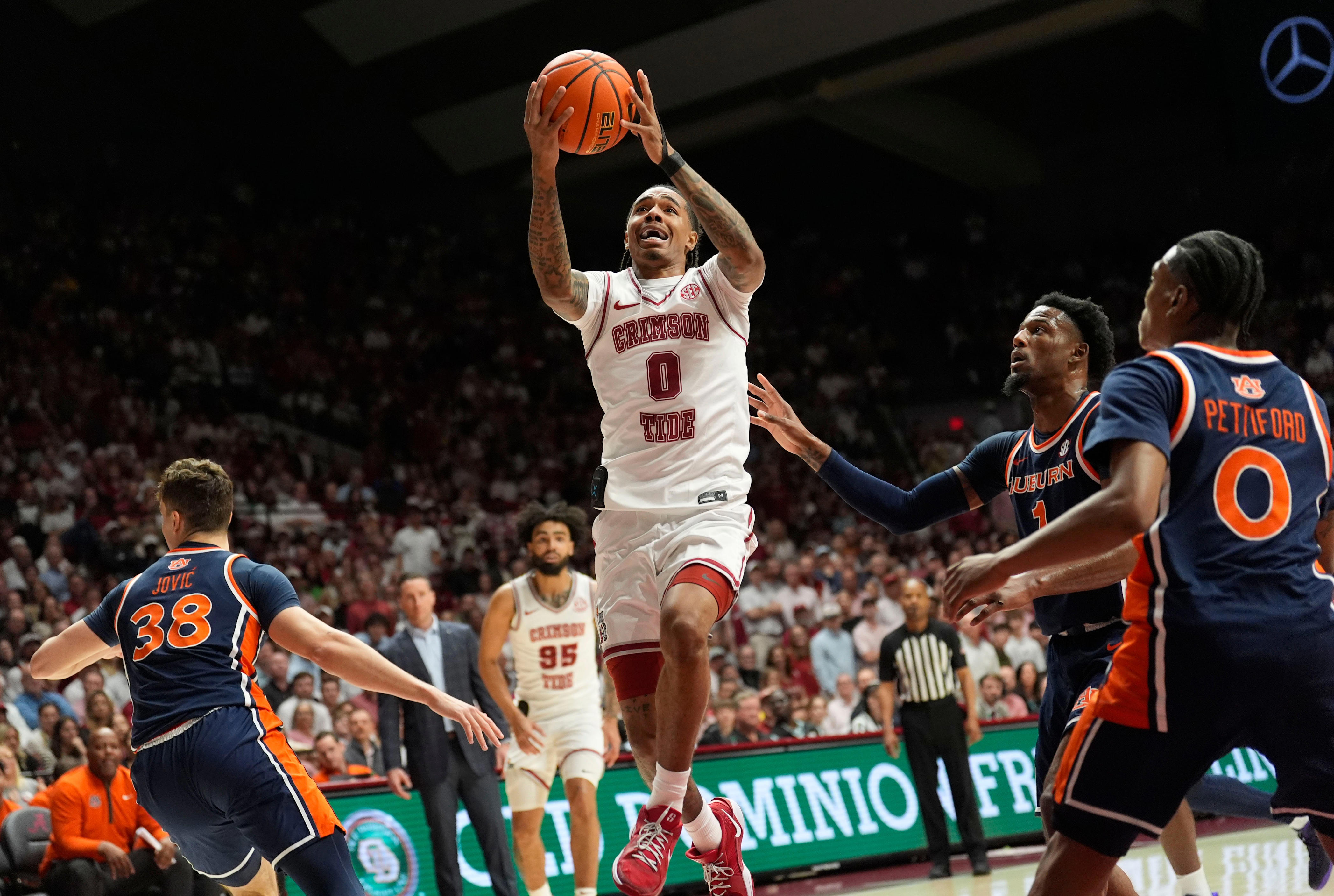 Alabama basketball runs Auburn out of Tuscaloosa: Score, highlights