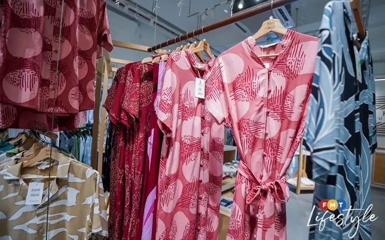 The American building livelihoods with Malaysian batik