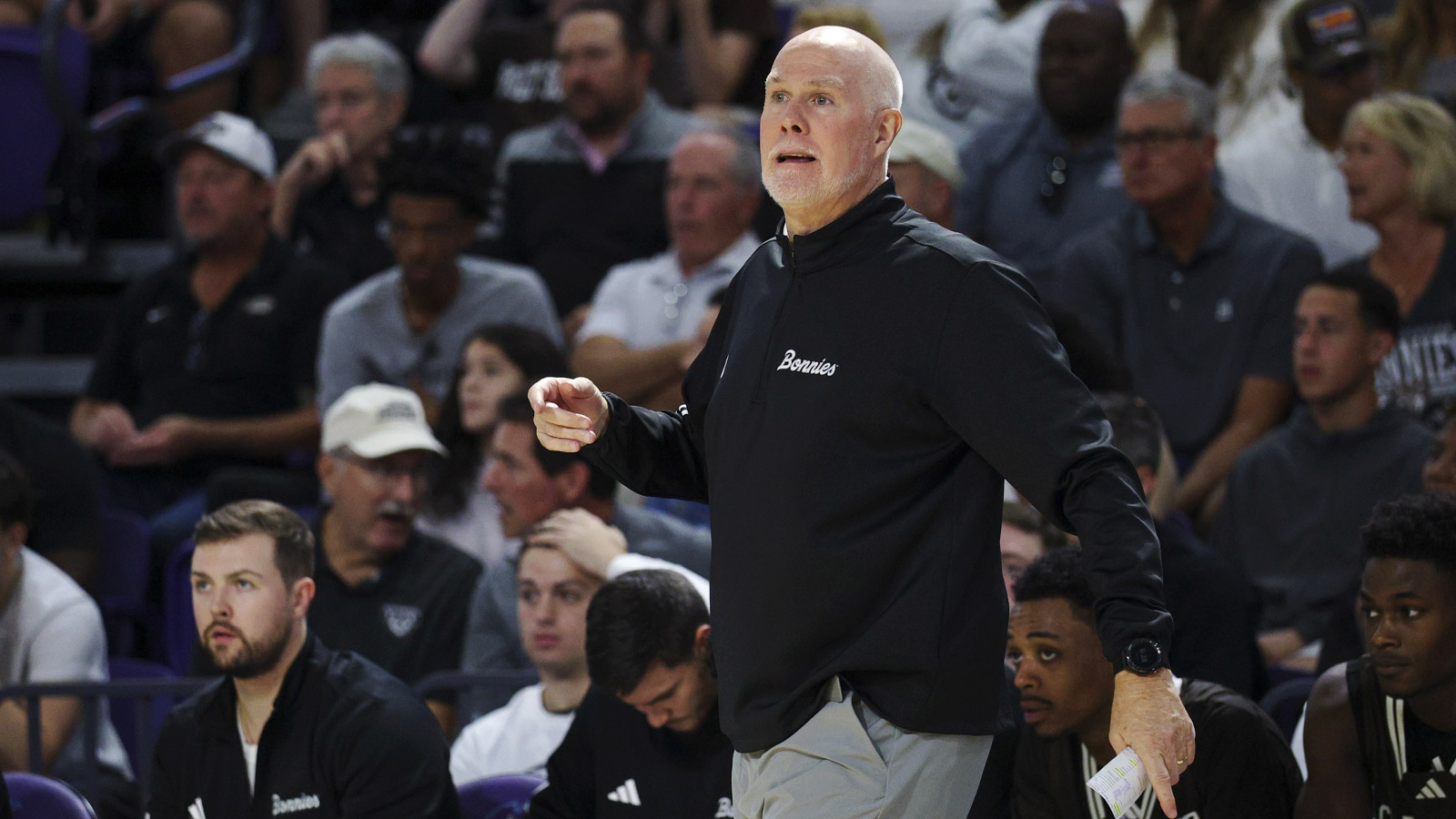 St. Bonaventure GM Adrian Wojnarowski reacts to Mark Schmidt’s retirement