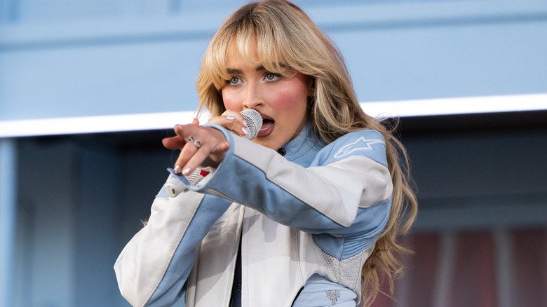 The exact blush Sabrina Carpenter uses for her trademark rosy cheeks