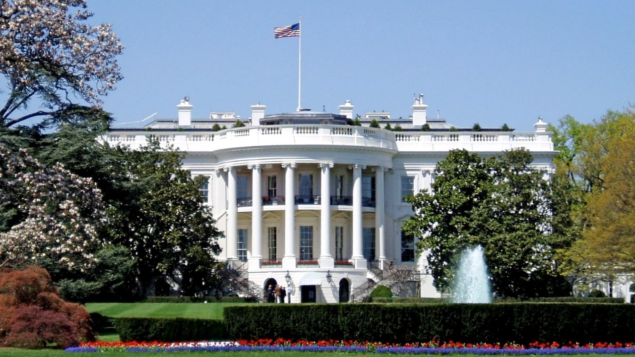 Experts rip White House as US energy boom explodes: 'He won't see this ...