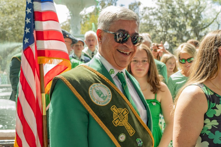 Gallery: Forsyth Park Fountain turns green for St. Patrick’s Day ...