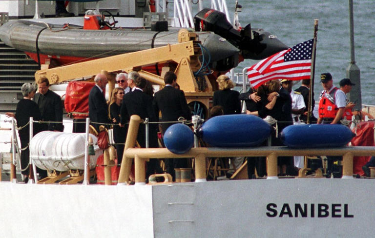 JFK Jr.'s plane crash & death: What went wrong?