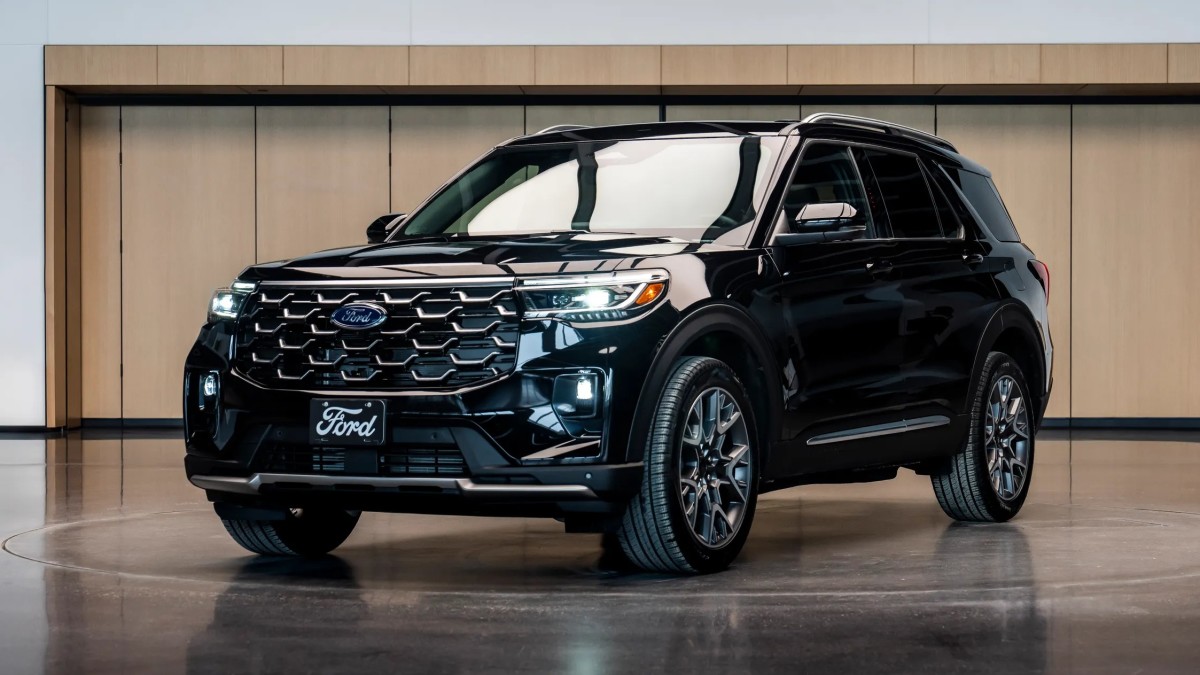 Ford built a custom Explorer for the Pope