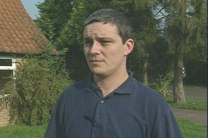 Ian Huntley to be cremated in secret after being battered to death in ...