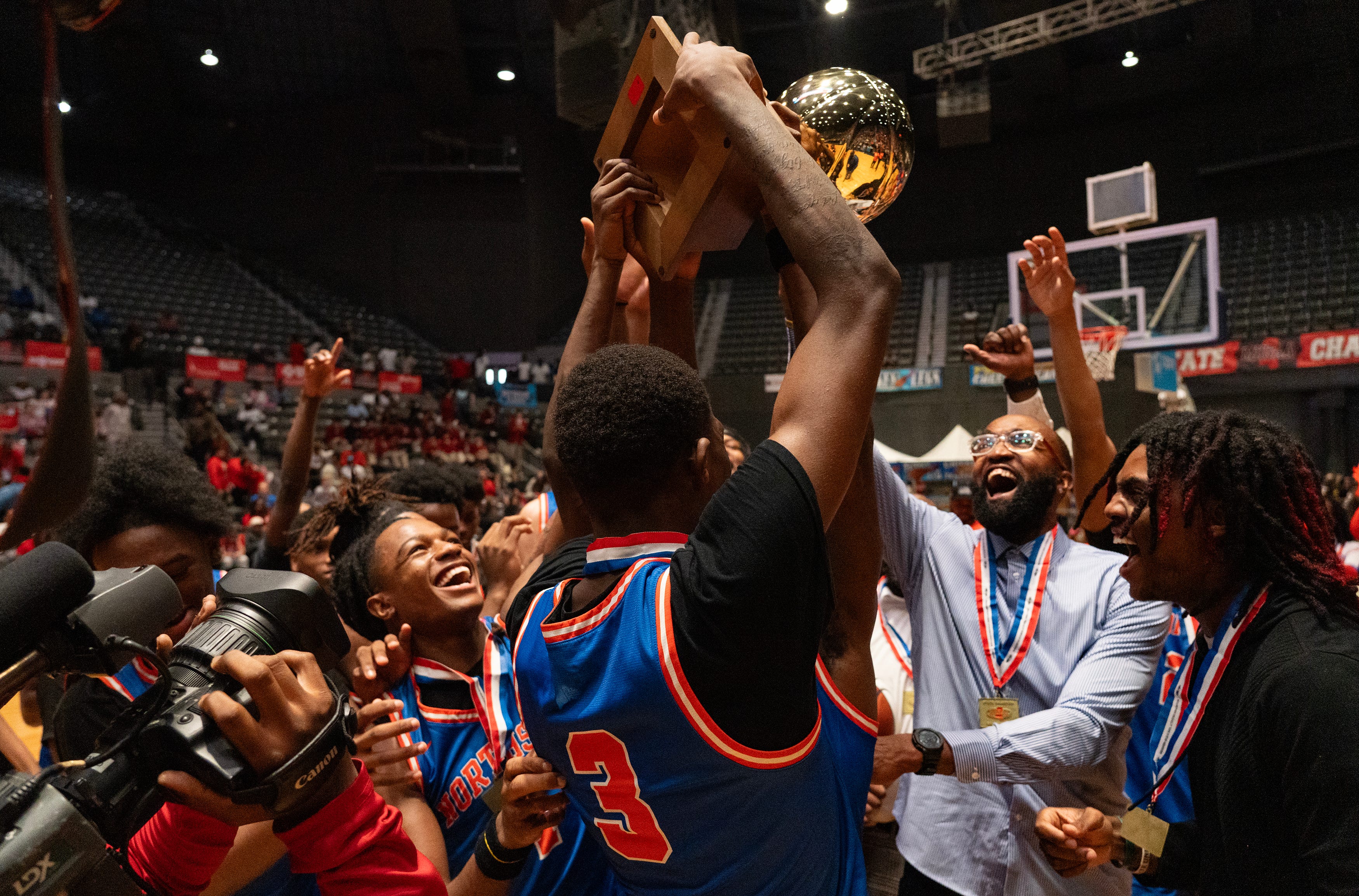 How Northside basketball bottled up 2A's Mr. Basketball to capture ...