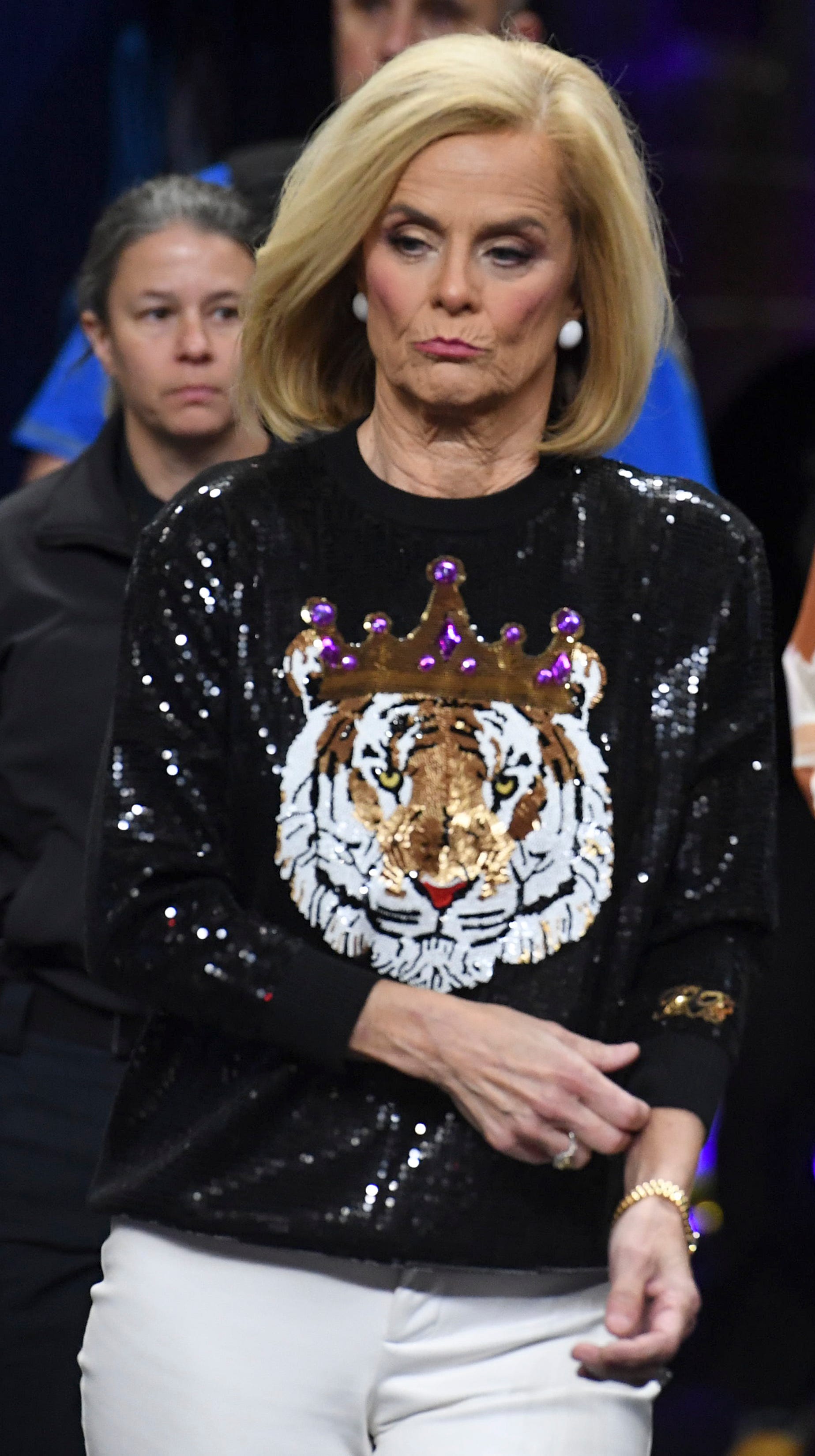 What is Kim Mulkey's outfit for LSU vs South Carolina in SEC tournament?