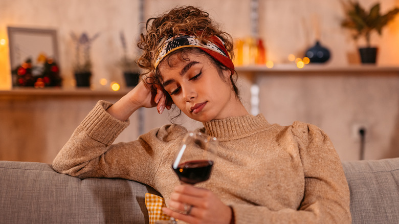 Signs that it's time for you to take a break from alcohol