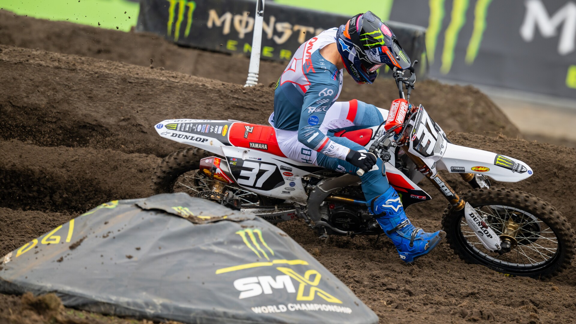 Cole Davies, Nate Thrasher win 250 Detroit heats