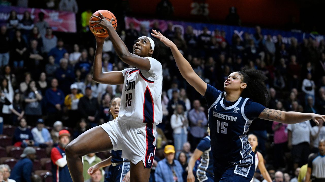 Ex-Canadian high schooler leads UConn over Georgetown