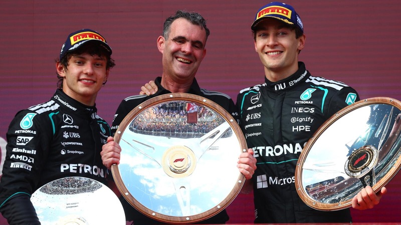 GP Australia, Mercedes: che anno è? Hywel Thomas sul podio è il simbolo ...