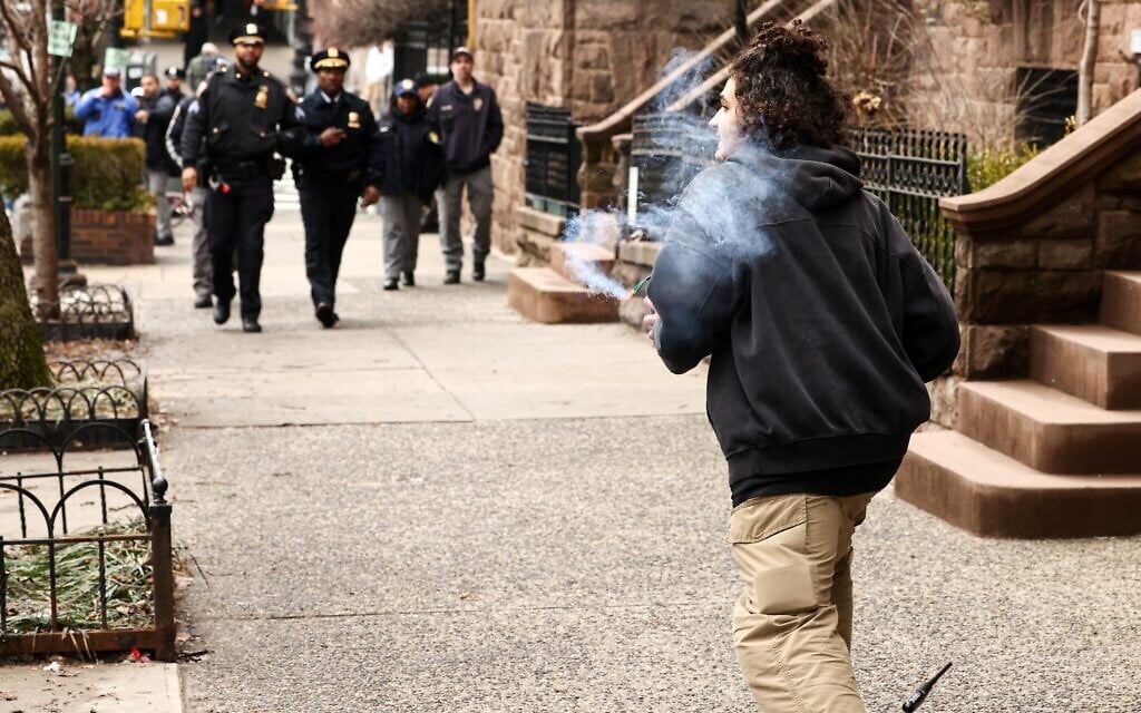 2 arrested for allegedly throwing 'ignited' devices at anti-Muslim ...