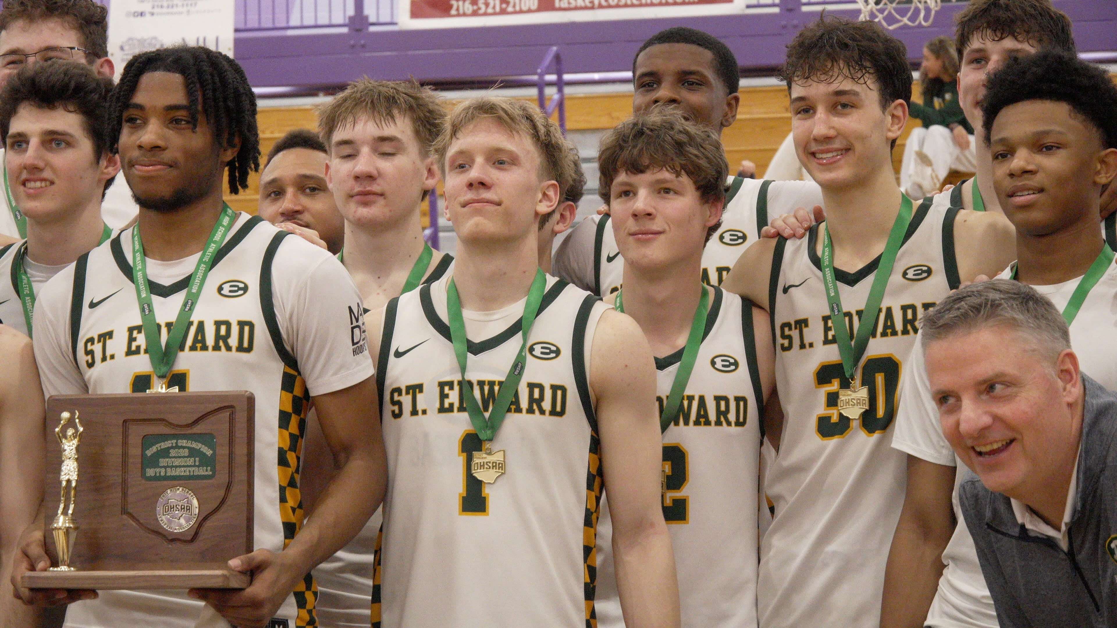 St. Edward stops Mentor to rise back to regionals (video)
