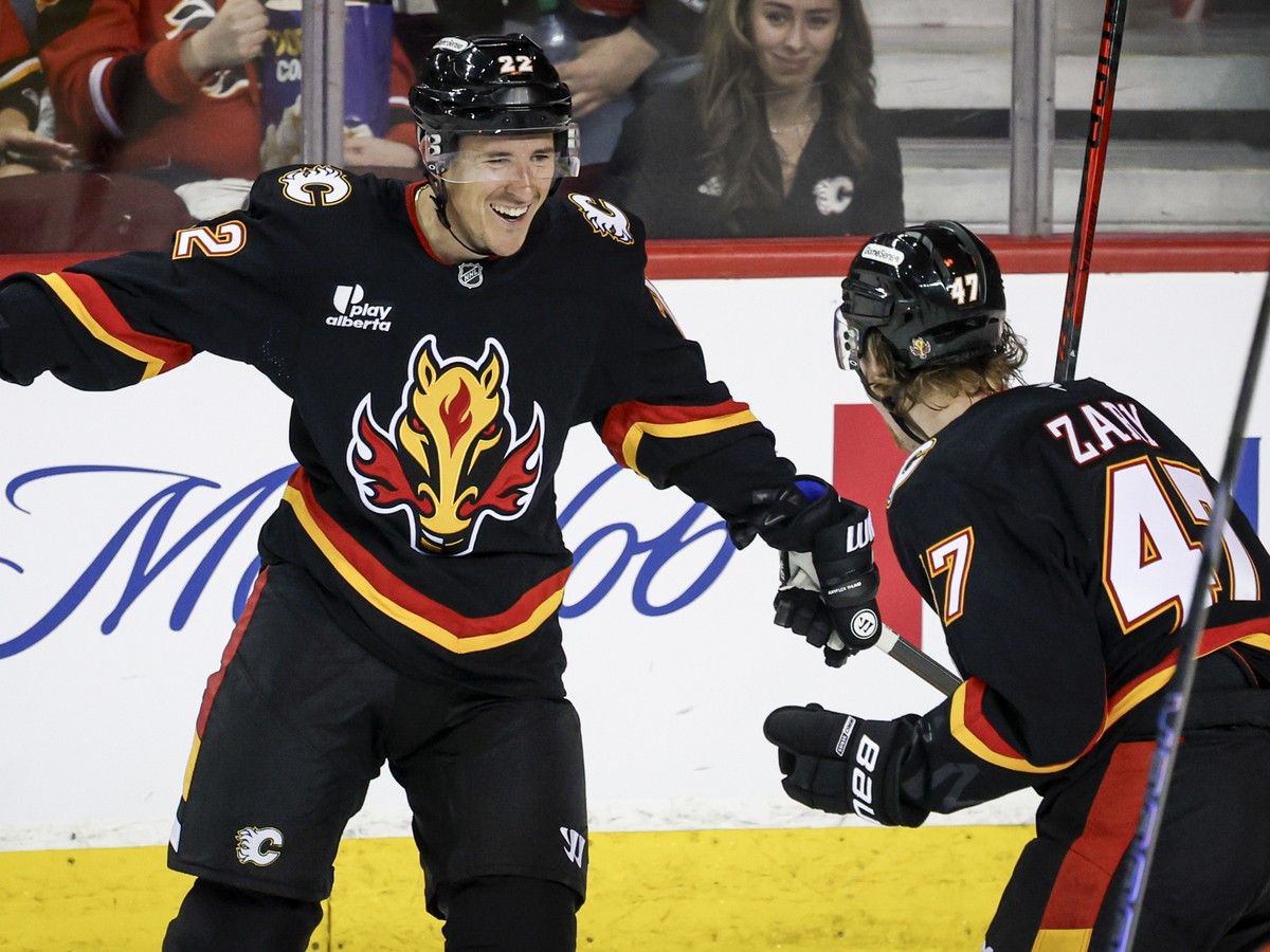Newest flame Ryan Strome shines in debut