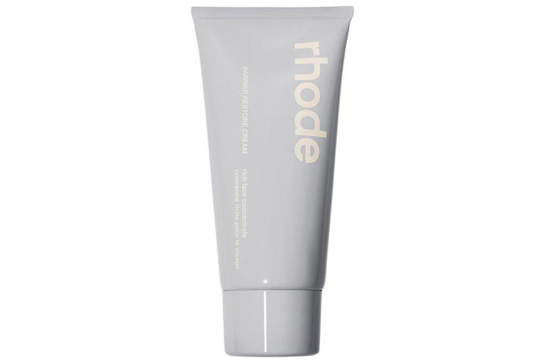 Sarah Pidgeon and Hailey Bieber got me to try this $32 plumping cream ...