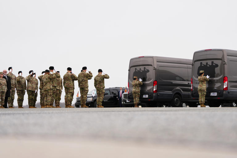 Photos show dignified transfer for 6 US soldiers killed in the war in ...