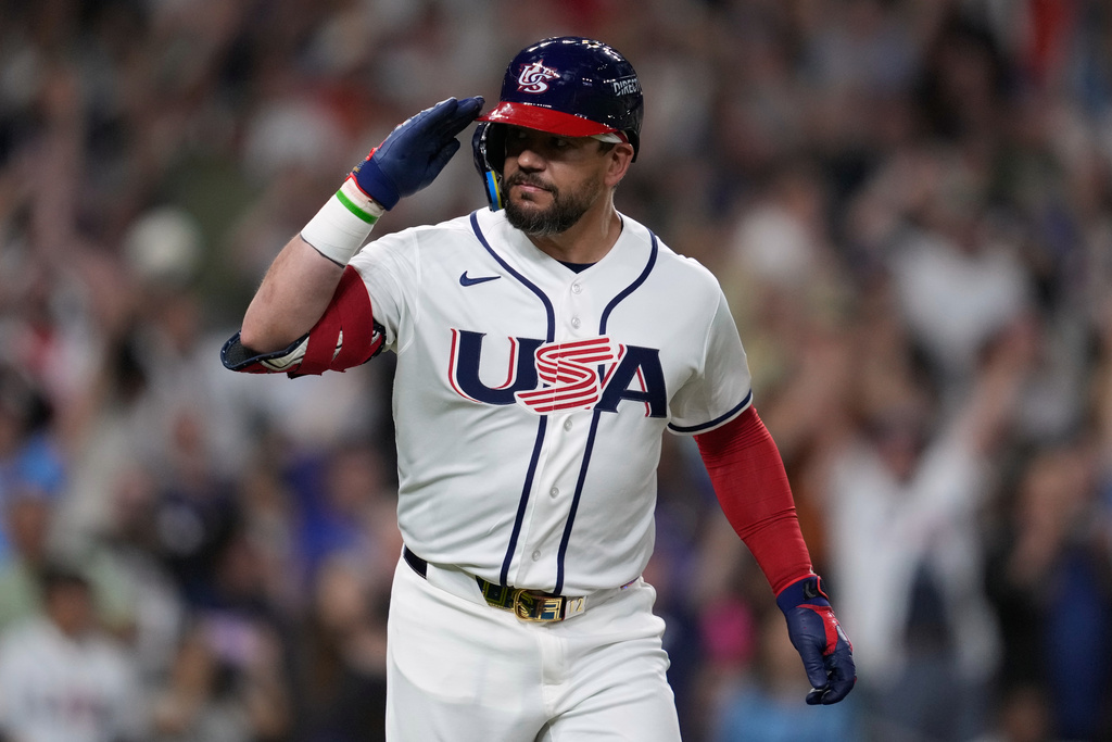 Schwarber homers and Henderson gets 4 hits to lead United States over ...