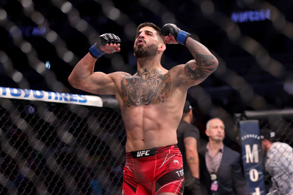 UFC star vomits mid-fight after nasty low blow incident