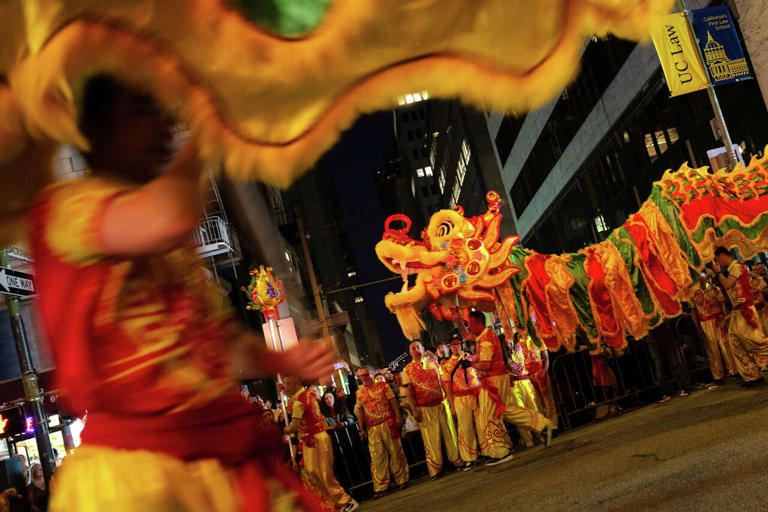 SF Chinese New Year Parade: Colorful costumes, elaborate floats and a ...