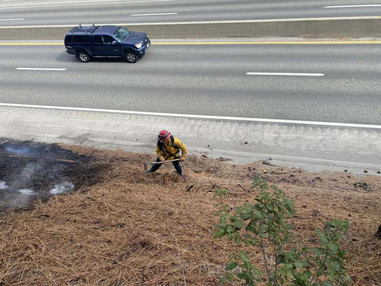 CAL FIRE responds to vegetation fire near Colfax