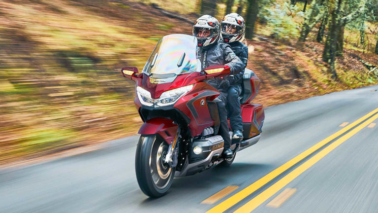 Suzuki SV650: Where motorcycling meets simplicity and timeless appeal