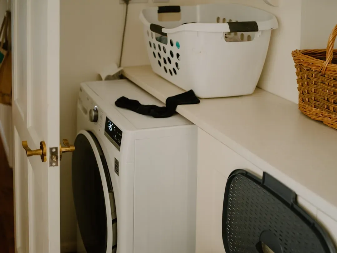The dryer warning: Why cleaning the lint trap isn't saving your laundry ...