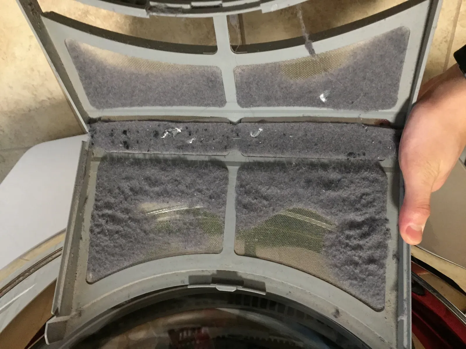 The dryer warning: Why cleaning the lint trap isn't saving your laundry ...