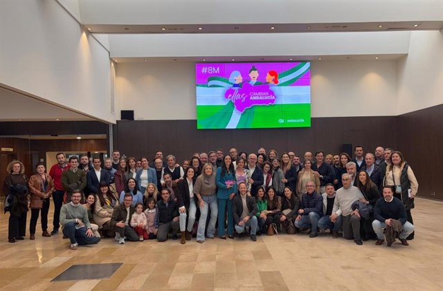 PP reivindica el liderazgo femenino y felicita a Marisa Delgado por su ...