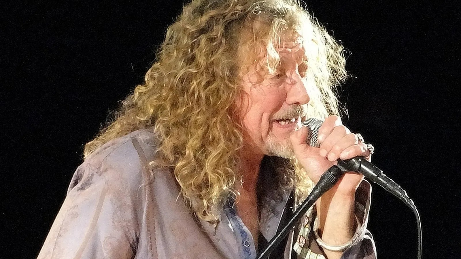 5 rock voices fans say can never be replaced