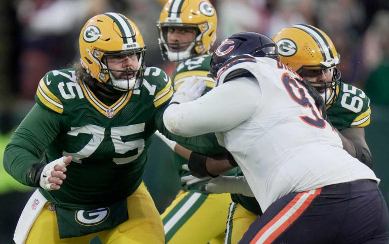 Packers make C Sean Rhyan one of NFL’s highest paid centers with ...