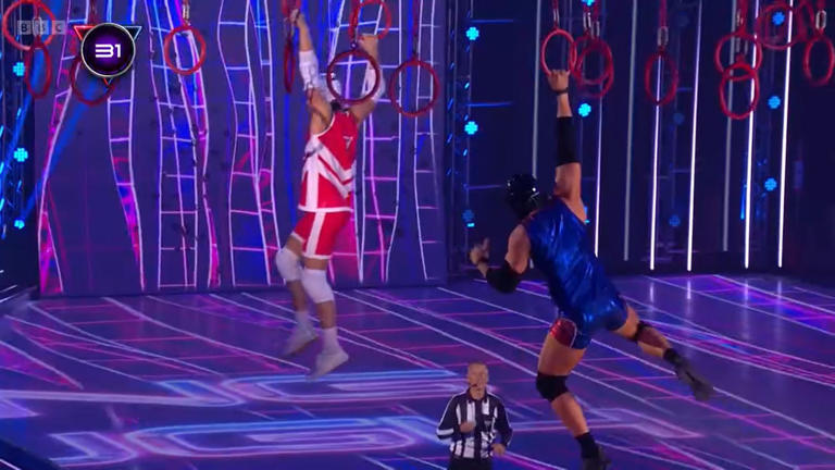 Gladiators halted after paramedics race to injured star leaving ...