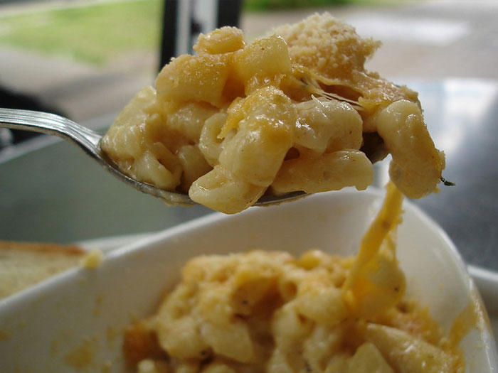 30 people share their favorite weird food combos