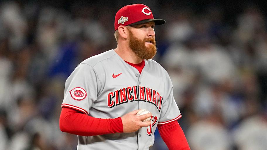 Nationals reportedly agree to contract with Zack Littell